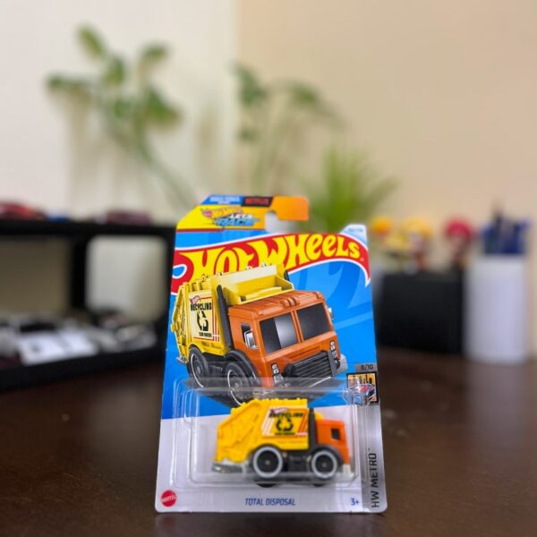 Buy Hot Wheels - Total Disposal HW Metro | The Miniature Hub